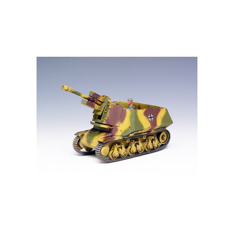 Plastic tank model German 39 (H) 105mm LEFH18 (SF) - Scientific-MHD