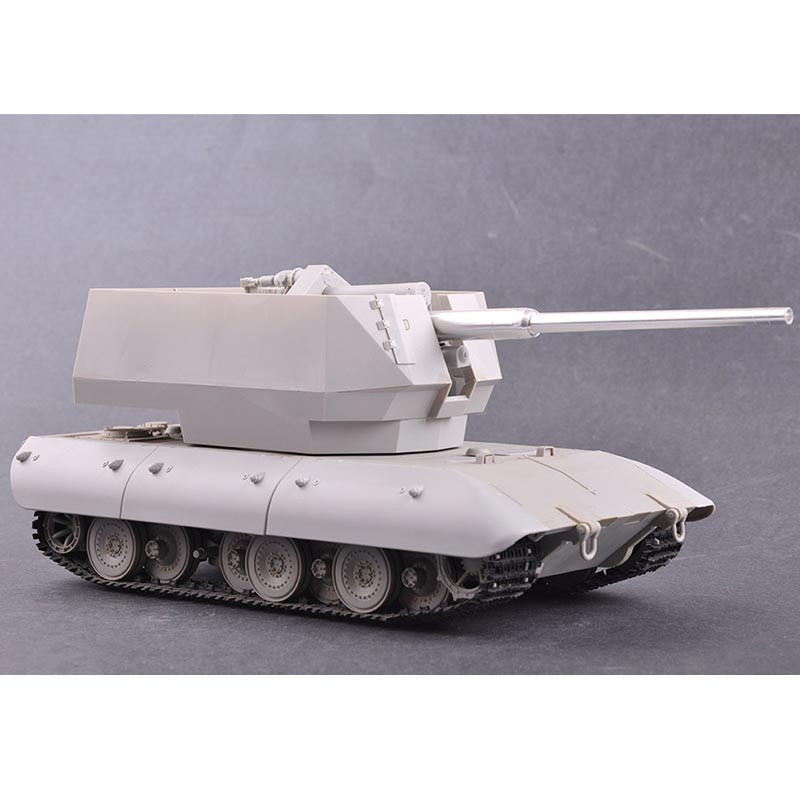 Plastic model of E-100 Flakpanzer tank w/12.8cm Flak 40 1:35