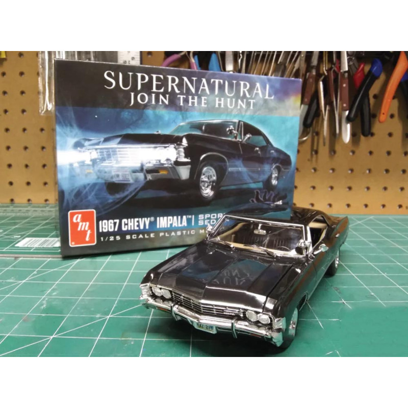 1967 CHEVY IMPALA 4-DOOR SUPERNATURAL 1:25 SCALE MODEL KIT