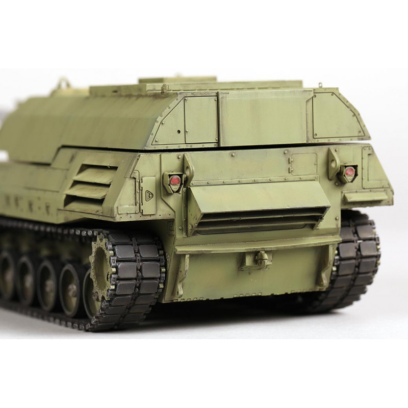 Plastic model of the tank XM2001 Crusader SPH 1:35