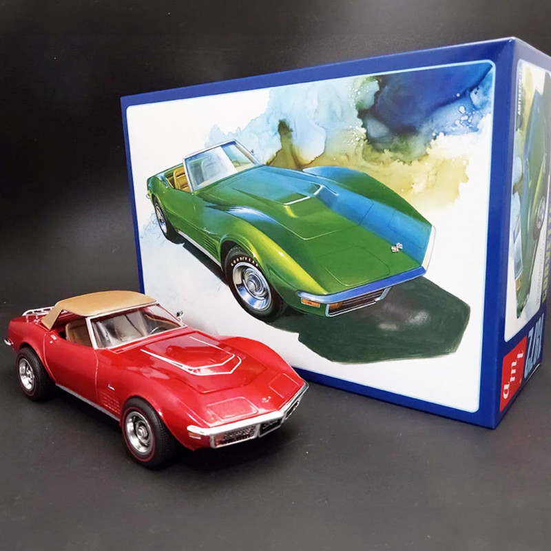 Plastic model car Chevy Corvette roadster 1:25
