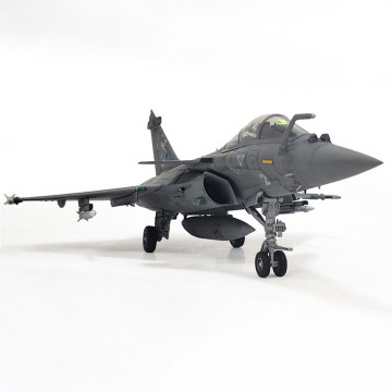 Maquette d’avion en plastique Rafale M « Marine Nationale » 1:48