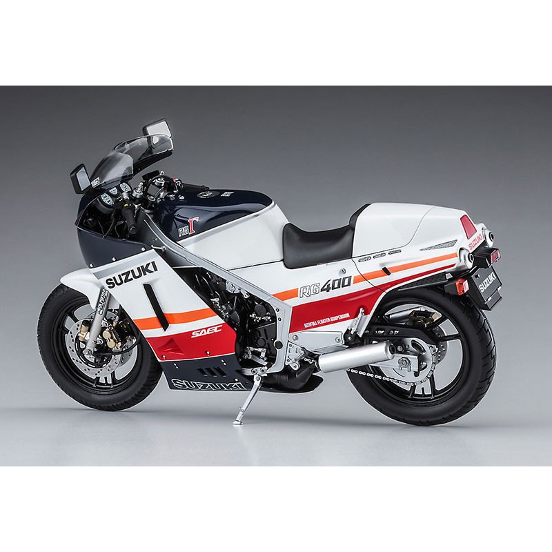Suzuki RG400 Gamma 1/12 Kunststoffmotorradmodell - Scientific-MHD